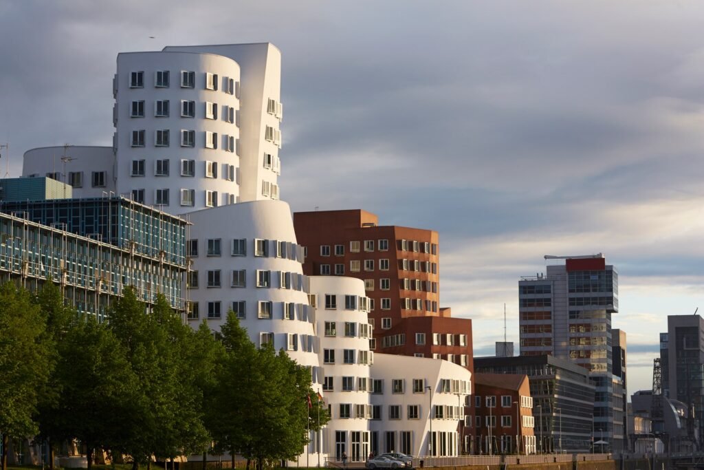 Postmodern Architecture: Everything You Need to Know | ARCHCOD